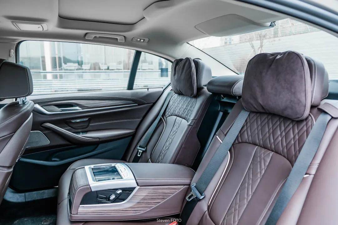 想买530Li的不妨考虑一下530Le，用车体验直线上升_搜狐汽车_搜狐网