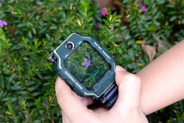 闪扣表带+360°旋转双摄+骁龙Wear4100，小天才Z6巅峰版值得买吗？-搜狐大视野-搜狐新闻