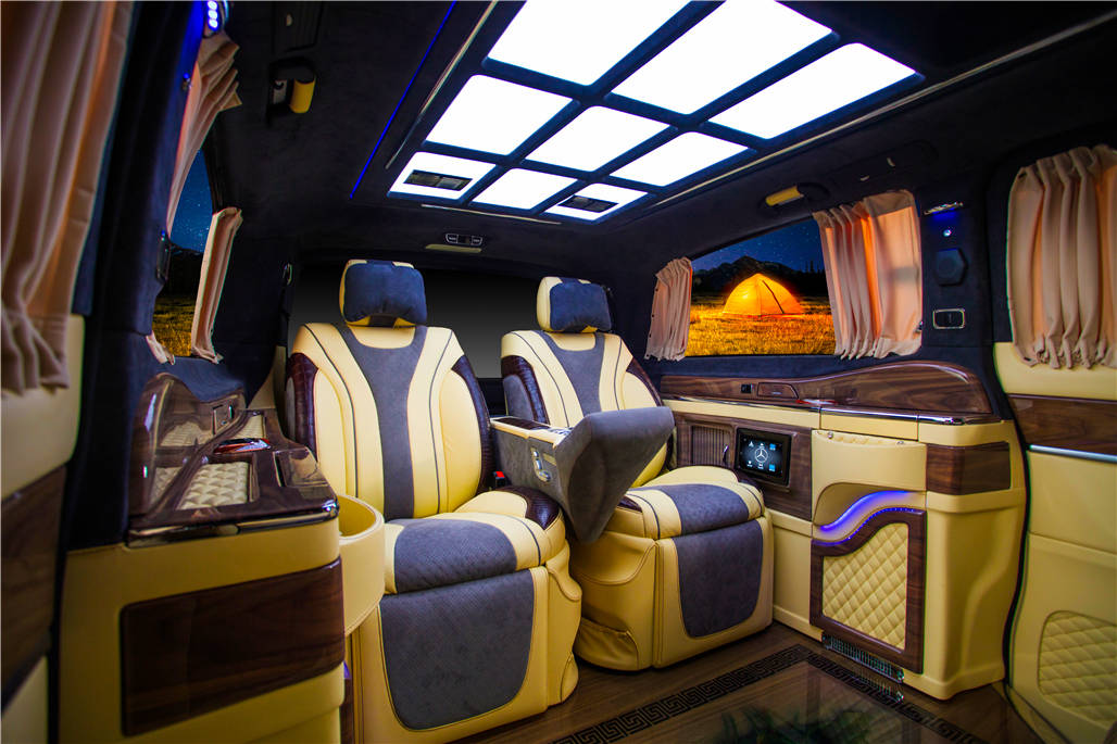 显得更为神秘隐私奔驰v260l改装迈巴赫版本都是瞩目之焦点_搜狐汽车_搜狐网