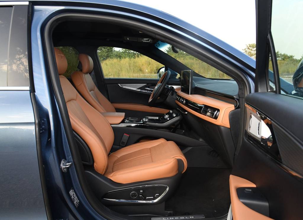 又一豪车实现国产，与Q5L、X3同级，配V6+8AT，30来万就能开走？_搜狐汽车_搜狐网