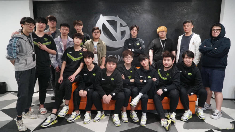 VG转会新动作，Iboy替补来了，乐言或加盟，forge与Zeka轮换_选手