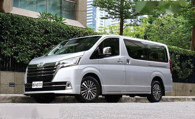 全新丰田9座MPV亮相！2.8T动力+6AT，霸气造型与丰田埃尔法看齐_搜狐汽车_搜狐网