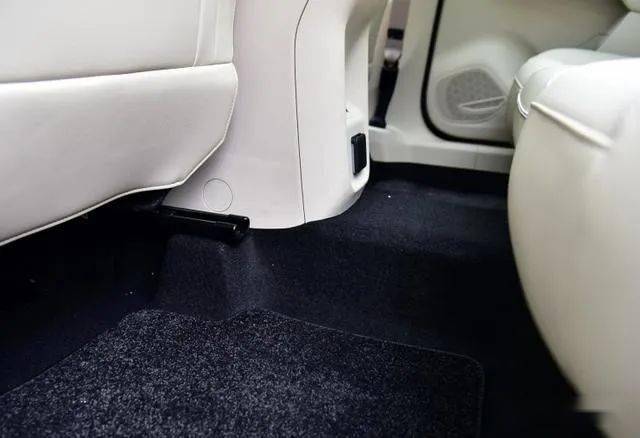 有BOSE音响、比Q5舒服、标配2.0T、颜值超豪华！爱了_搜狐汽车_搜狐网