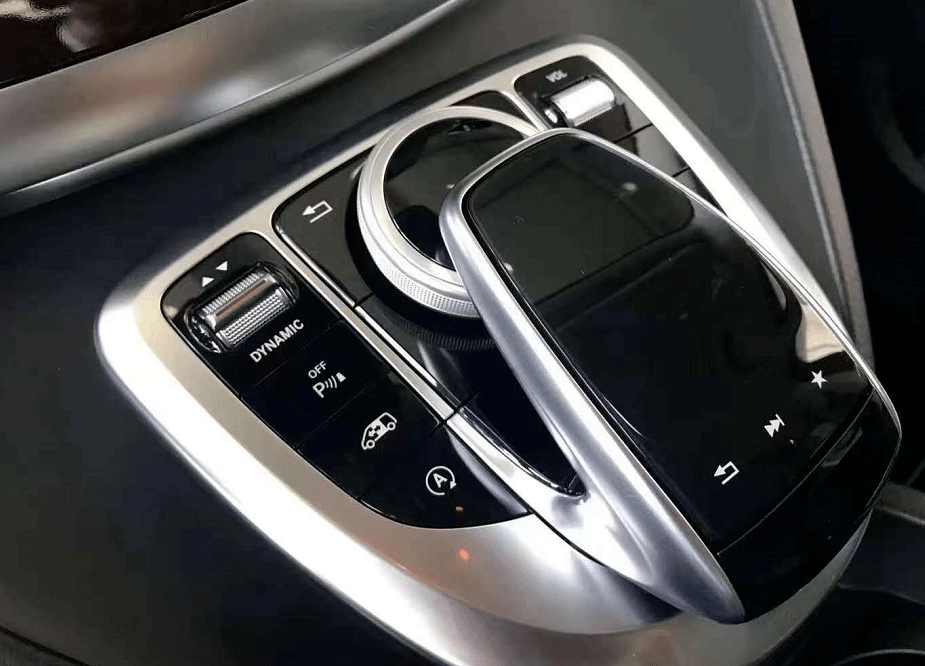 奔驰豪华七座MPV——V260到店，与你一起，为生活加V！_搜狐汽车_搜狐网