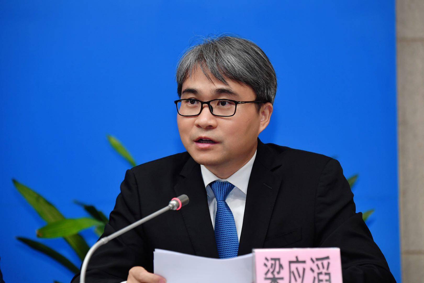 5G＋VR颠覆电竞体验，全球首个纯线上VR电竞赛事出自广州！_梁应滔