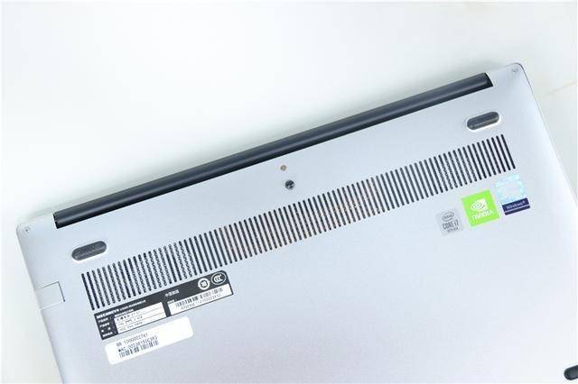 办公游戏全能，十代酷睿 + MX350 不足 4K，机械革命 S2 体验_笔记本