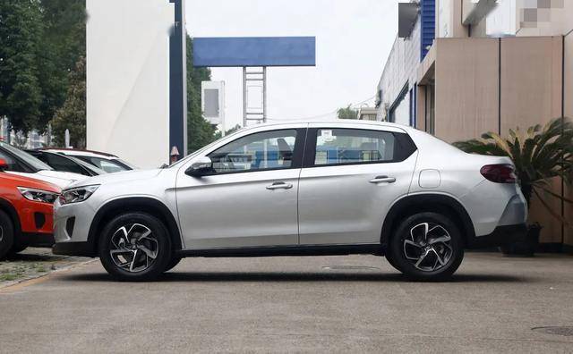 专供中国的雪铁龙C3L，8月份怎么只卖了9辆？_搜狐汽车_搜狐网