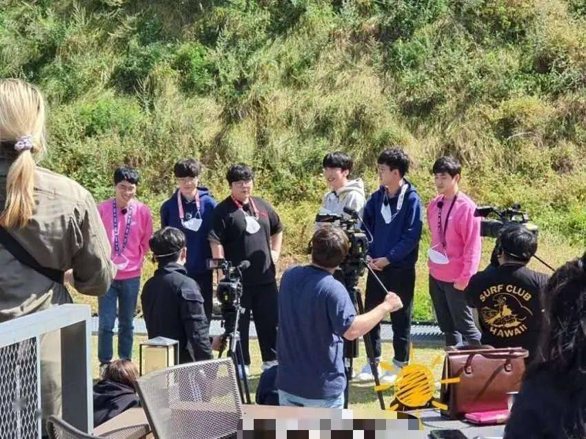 虎娘日报：LGD保留希望 版本或预变动_kkOma