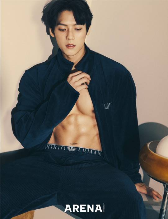 BTOB李旼赫杂志写真曝光 穿家居服大秀肌肉！-搜狐大视野-搜狐新闻