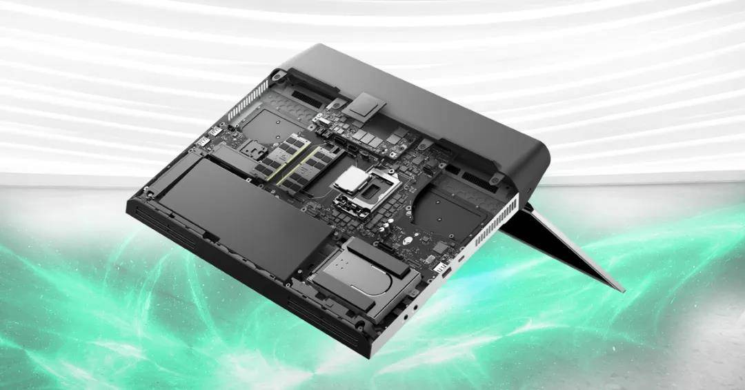 看AREA-51M 2020版如何用硬核重塑散热_搜狐汽车_搜狐网