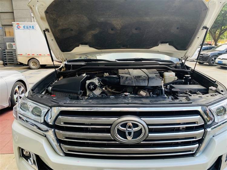 陆巡4.0安装日本HKS机械增压，堪比5700动力，让你飞……_搜狐汽车_搜狐网