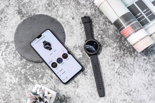 vivo WATCH美图赏析：出道即巅峰，不仅有颜还有料-搜狐大视野-搜狐新闻