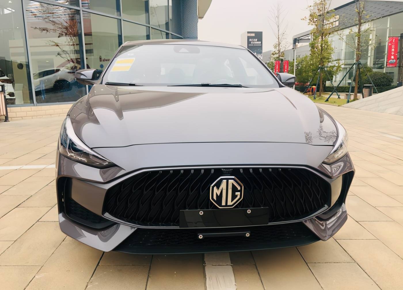 全新MG5到店了，造型更年轻更运动，7.9秒破百，你看咋样？_搜狐汽车_搜狐网