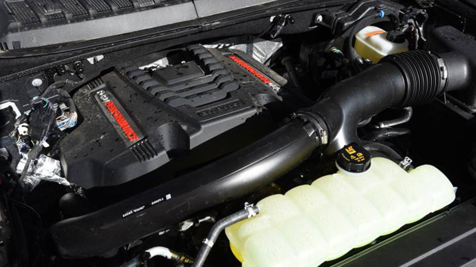 3分钟看车圈：小鹏智能驾驶新系统开启公测，NGP有啥用？_搜狐汽车_搜狐网