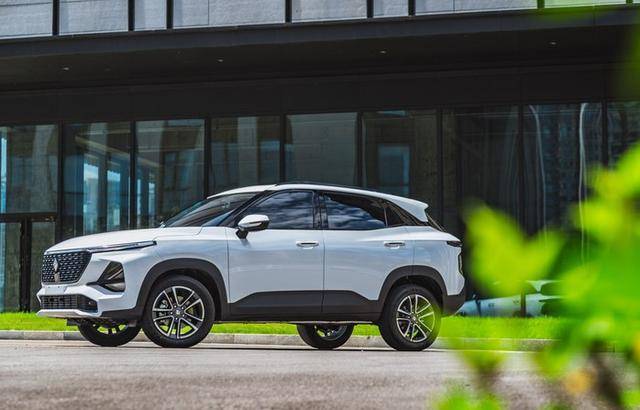 老司机入手新宝骏RS-3，5000公里后说出真心话：质量真不错_搜狐汽车_搜狐网