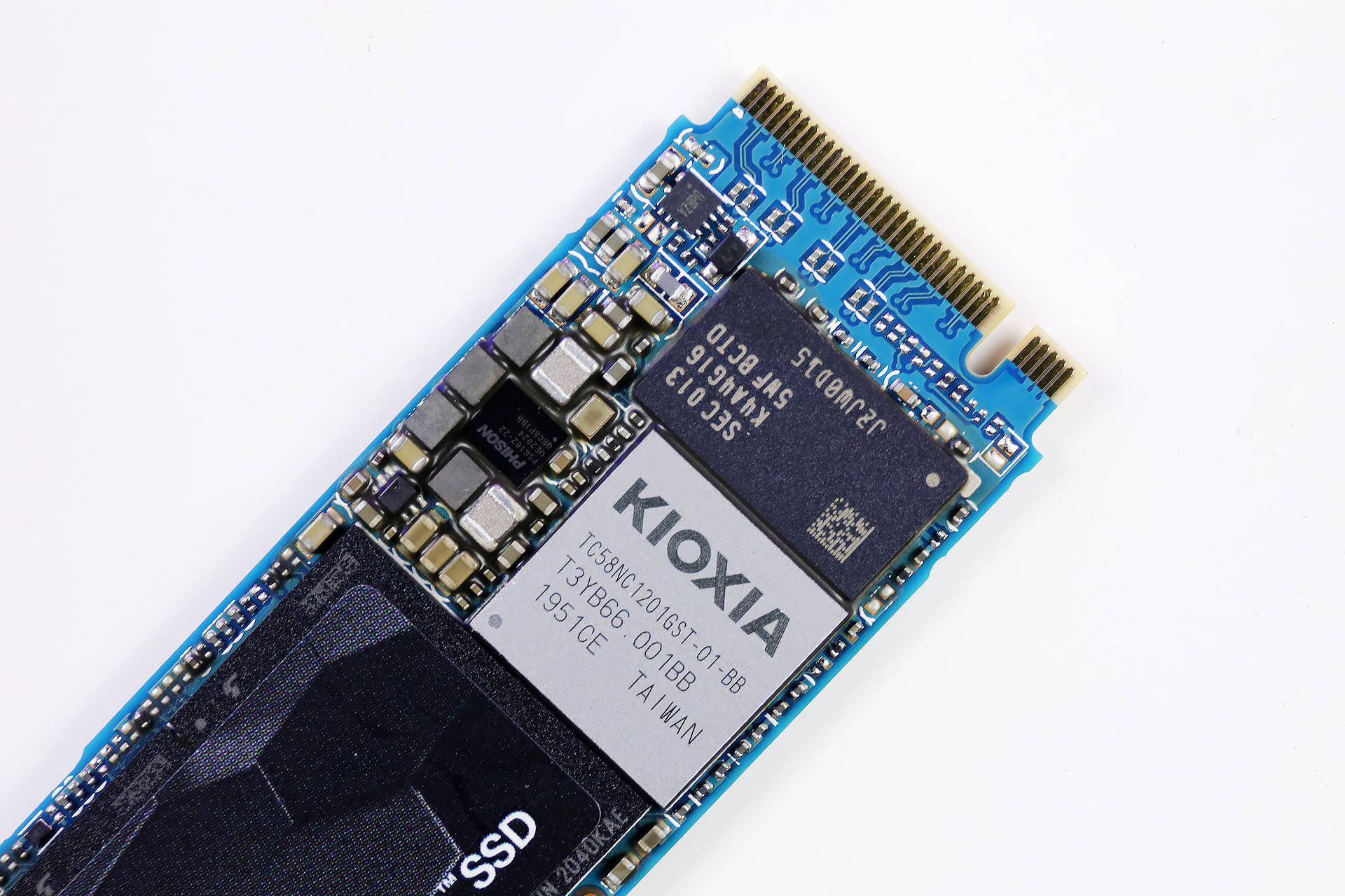 诚意满满的加速不加价，铠侠RD20 500G固态硬盘上手体验_速度