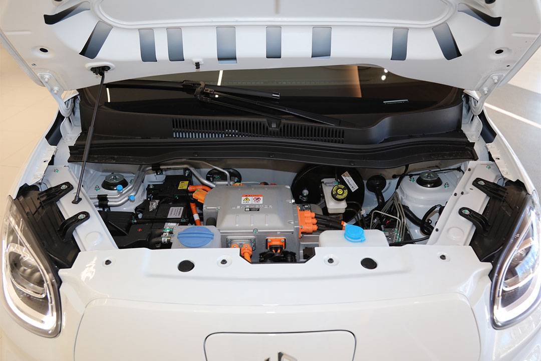 2021款零跑T03 400轻享版售5.98万，换磷酸铁电池_搜狐汽车_搜狐网