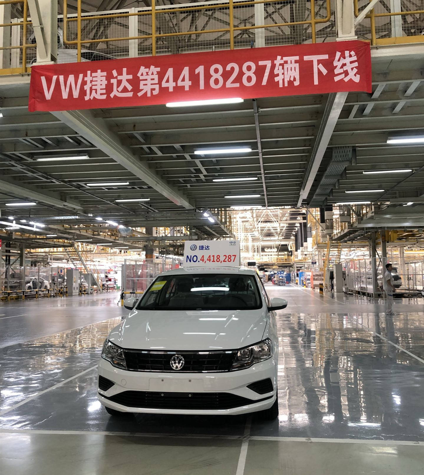 捷达话说得太满：年初夸下20万辆海口，3款车挤破脑袋也没实现_搜狐汽车_搜狐网