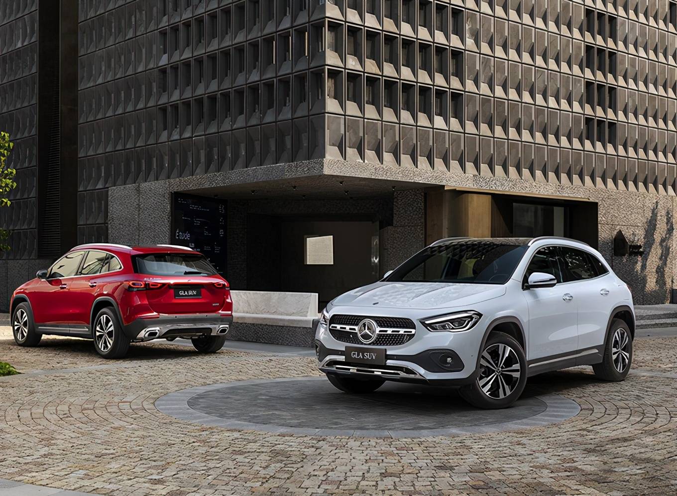 25万想买BBA，奔驰GLA、奥迪Q3怎么选？_搜狐汽车_搜狐网