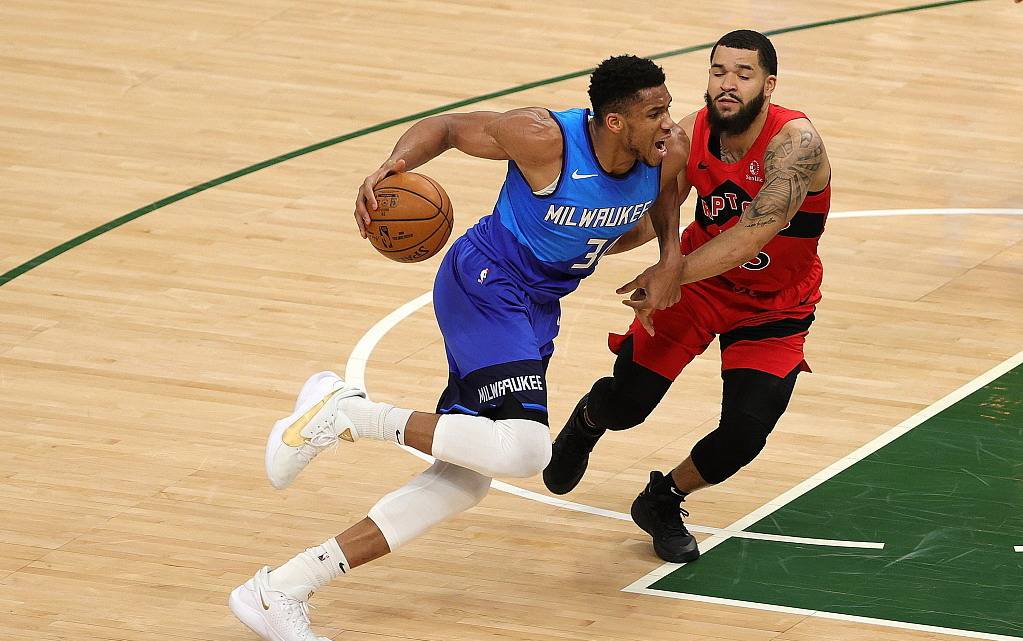 字母哥23分12板8助，雄鹿96-110猛龙 遭遇NBA5连败-搜狐大视野-搜狐新闻