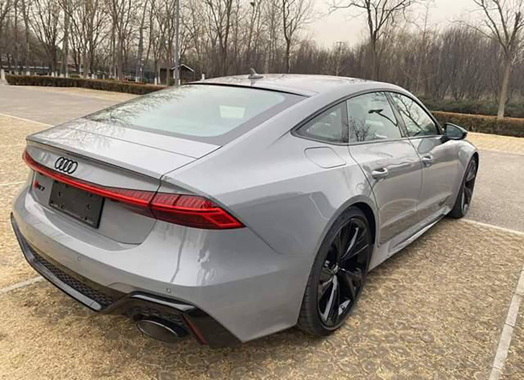 试驾奥迪RS7：4.0T+V8双涡轮，运动豪华我全要_搜狐汽车_搜狐网