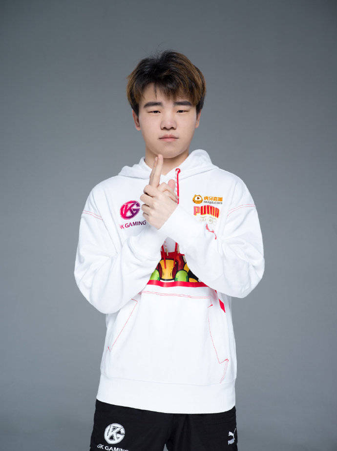 2021年王者荣耀春季赛 佛山GK定妆照-搜狐大视野-搜狐新闻