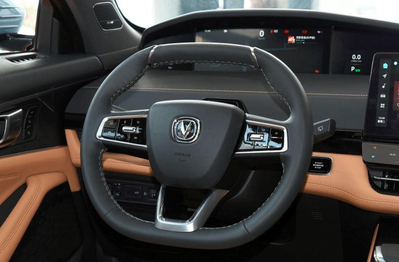 长安UNI-K值得入吗？准车主：对比WEY VV6就知道_搜狐汽车_搜狐网