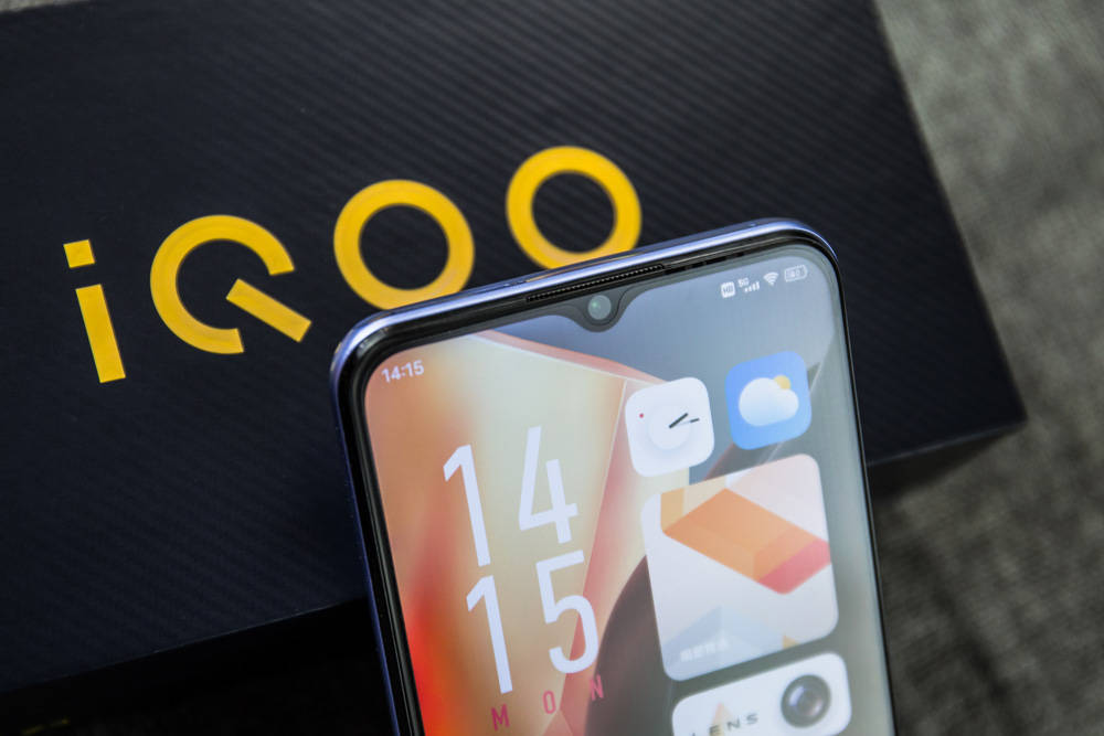 高刷，闪充，全面优化-iQOO Z3图赏-搜狐大视野-搜狐新闻