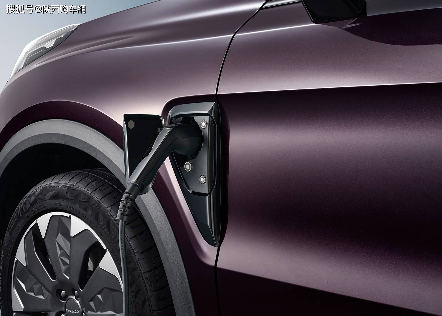 领克05 PHEV上市 售22.77万元起_搜狐汽车_搜狐网