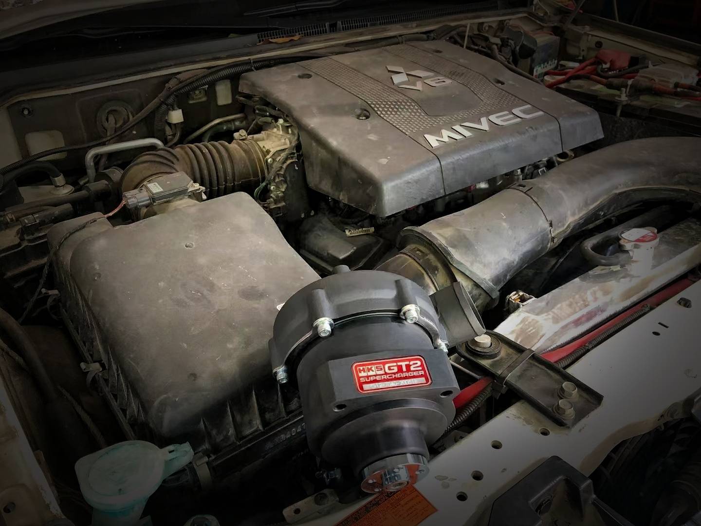 一代枭雄!三菱帕杰罗V93 V97改装HKS机械增压，山猫发力，诠释动力_搜狐汽车_搜狐网