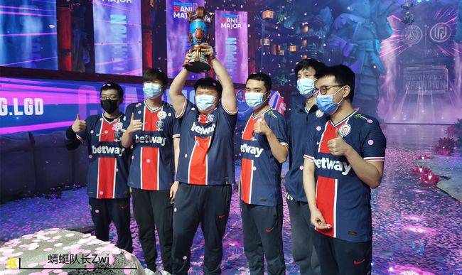 Dota2：Zhou神“招魂”Wings：那年十八，DK比赛，站着如喽啰！-搜狐大视野-搜狐新闻