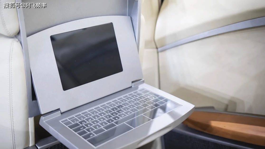 宝马双肾大鼻孔设计鼻祖 1996年宝马ZBF 7er概念车曝光_搜狐汽车_搜狐网