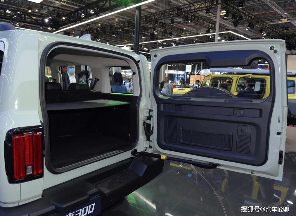 新款坦克300来了，主打城市驾驶，标配2.0T与8AT，20万起卖_搜狐汽车_搜狐网