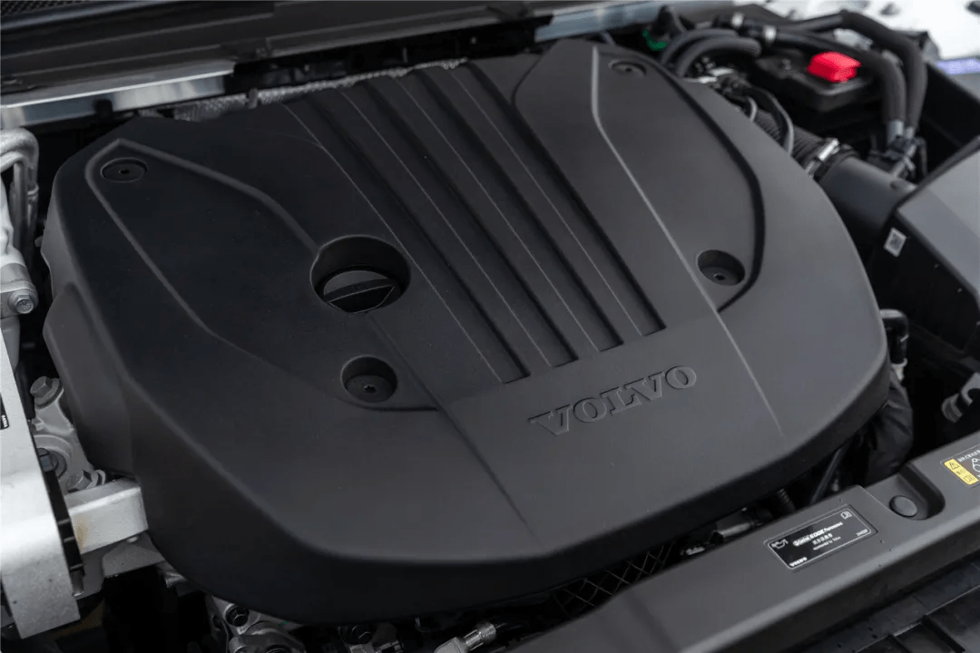 赛道试驾新款沃尔沃S60，看宝马3系车主如何评价？_搜狐汽车_搜狐网