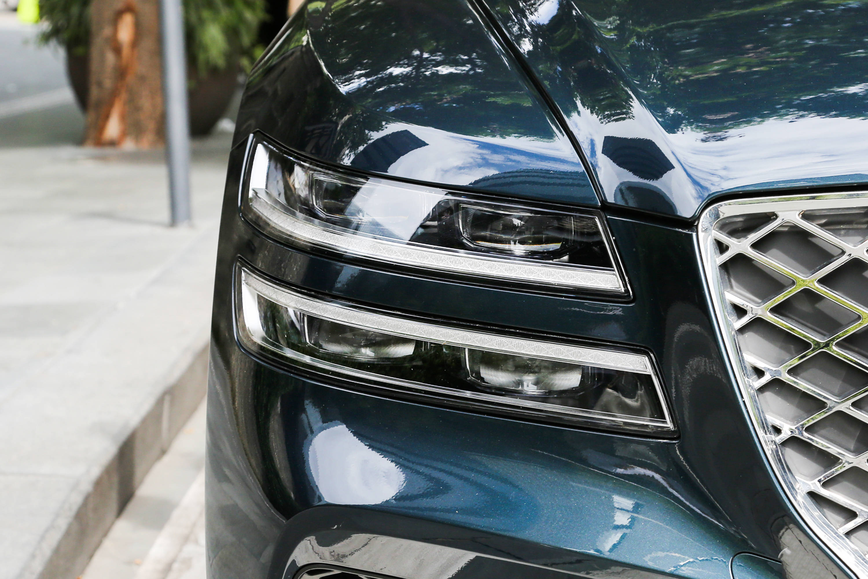 捷尼赛思G80上市，定位中大型，纵置2.5T+8AT高级动力_搜狐汽车_搜狐网