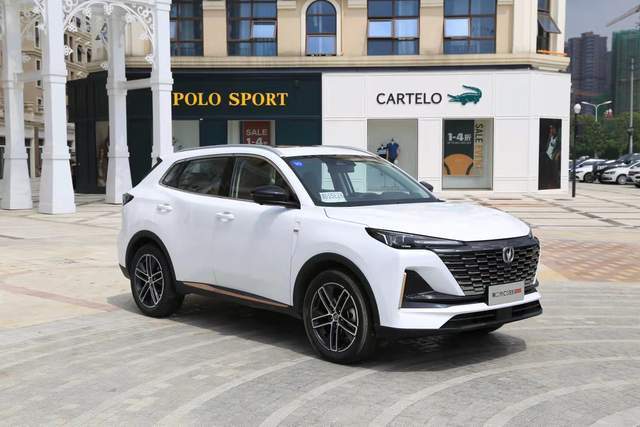 处处皆亮点！第二代CS55PLUS正式上市，售价10.69-12.19万元_搜狐汽车_搜狐网