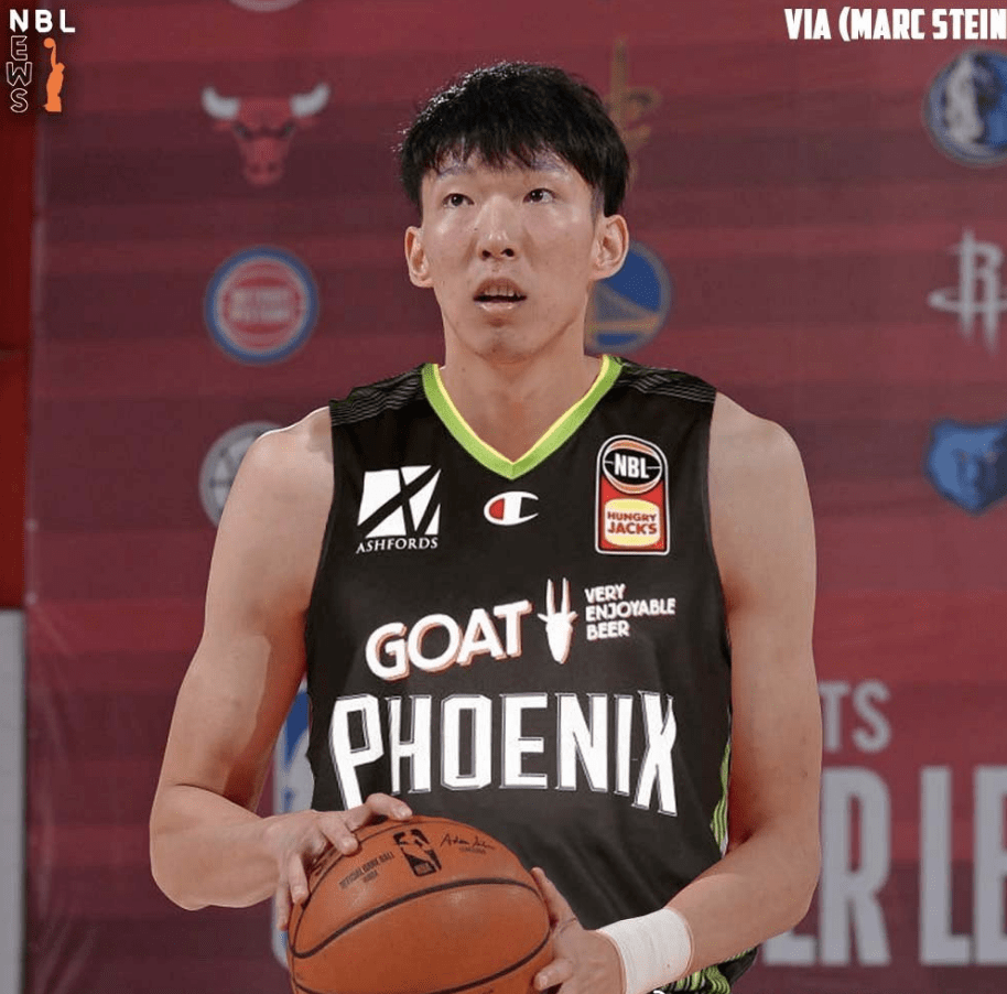 周琦球衣只买523元！NBL凤凰队靠他上C位吸金，姚明CBA真五味杂陈_官方