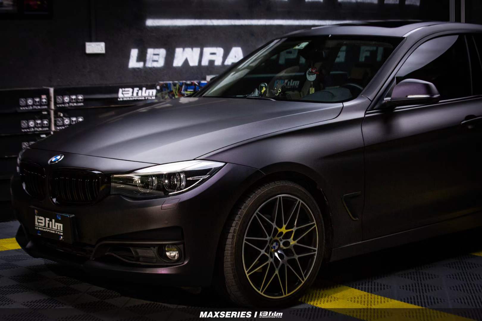 宝马-3系GT汽车LBFILM改色膜PET闪影墨紫_搜狐汽车_搜狐网