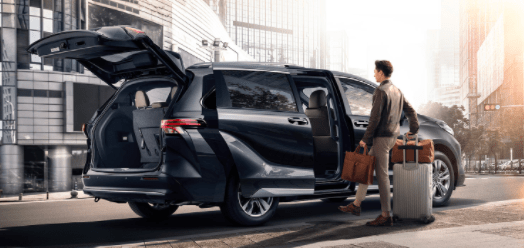 广汽丰田赛那为何如此火爆，看看下面就知道_搜狐汽车_搜狐网