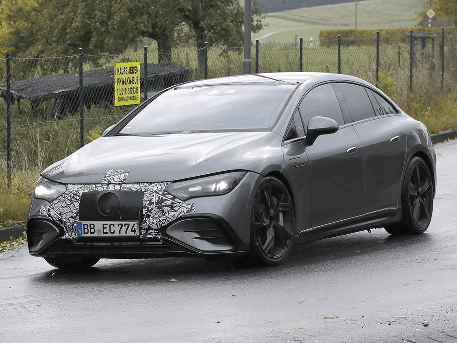 2022款梅赛德斯-AMG EQE最新谍照曝光-搜狐大视野-搜狐新闻