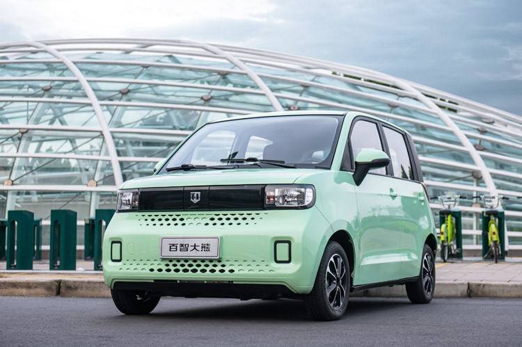 对手锁定宏光MINIEV/QQ冰激凌 百智大熊预售2.78万元起_搜狐汽车_搜狐网