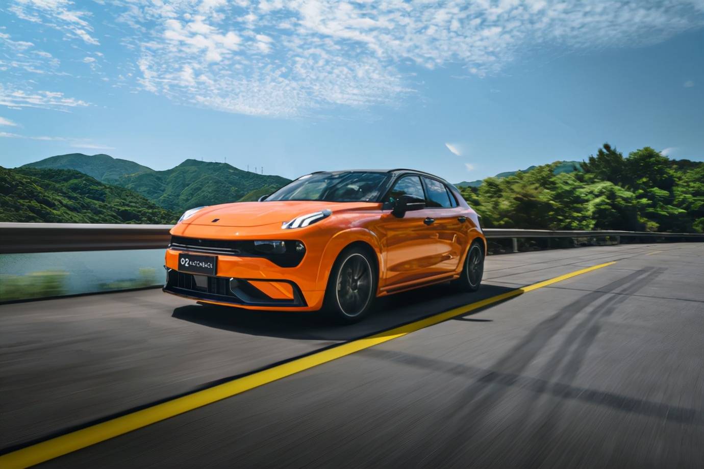 来自中国第一台性能钢炮的致敬，领克02 Hatchback排气改装套件强势来袭_搜狐汽车_搜狐网