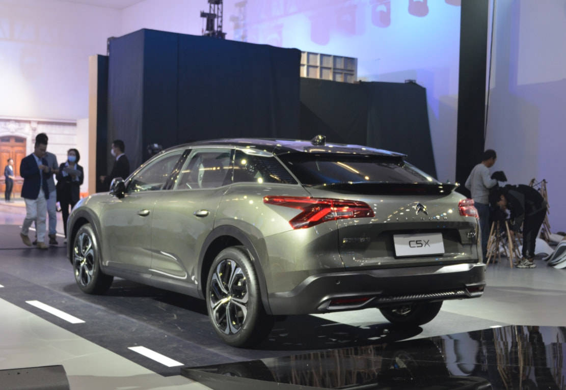 凡尔赛C5X测试结果引争议！真相到底是什么？_搜狐汽车_搜狐网