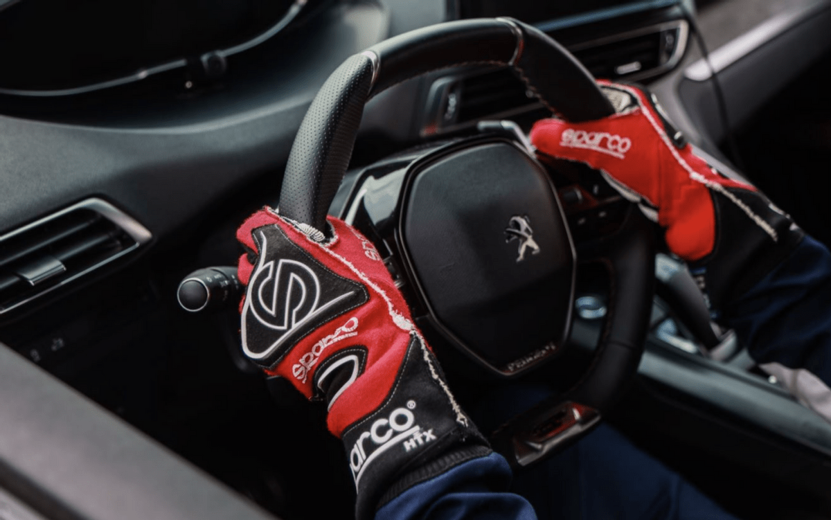 问鼎年度冠军 全新4008 CCPC嘉年华绽放冠军荣耀_搜狐汽车_搜狐网