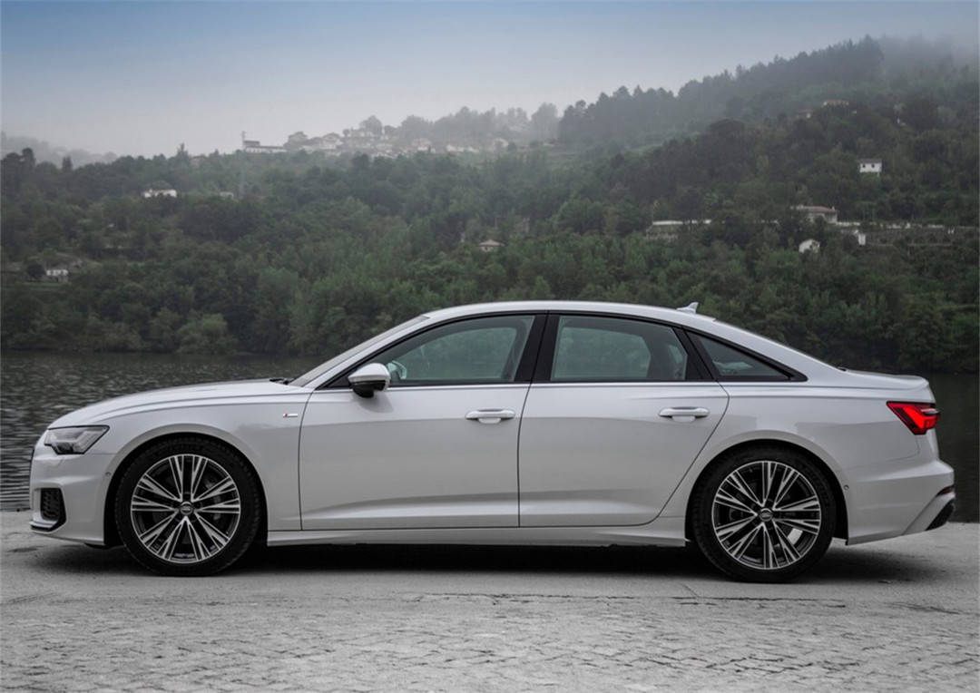 BBA零优惠没现车！CT6却优惠8万！真香~_搜狐汽车_搜狐网