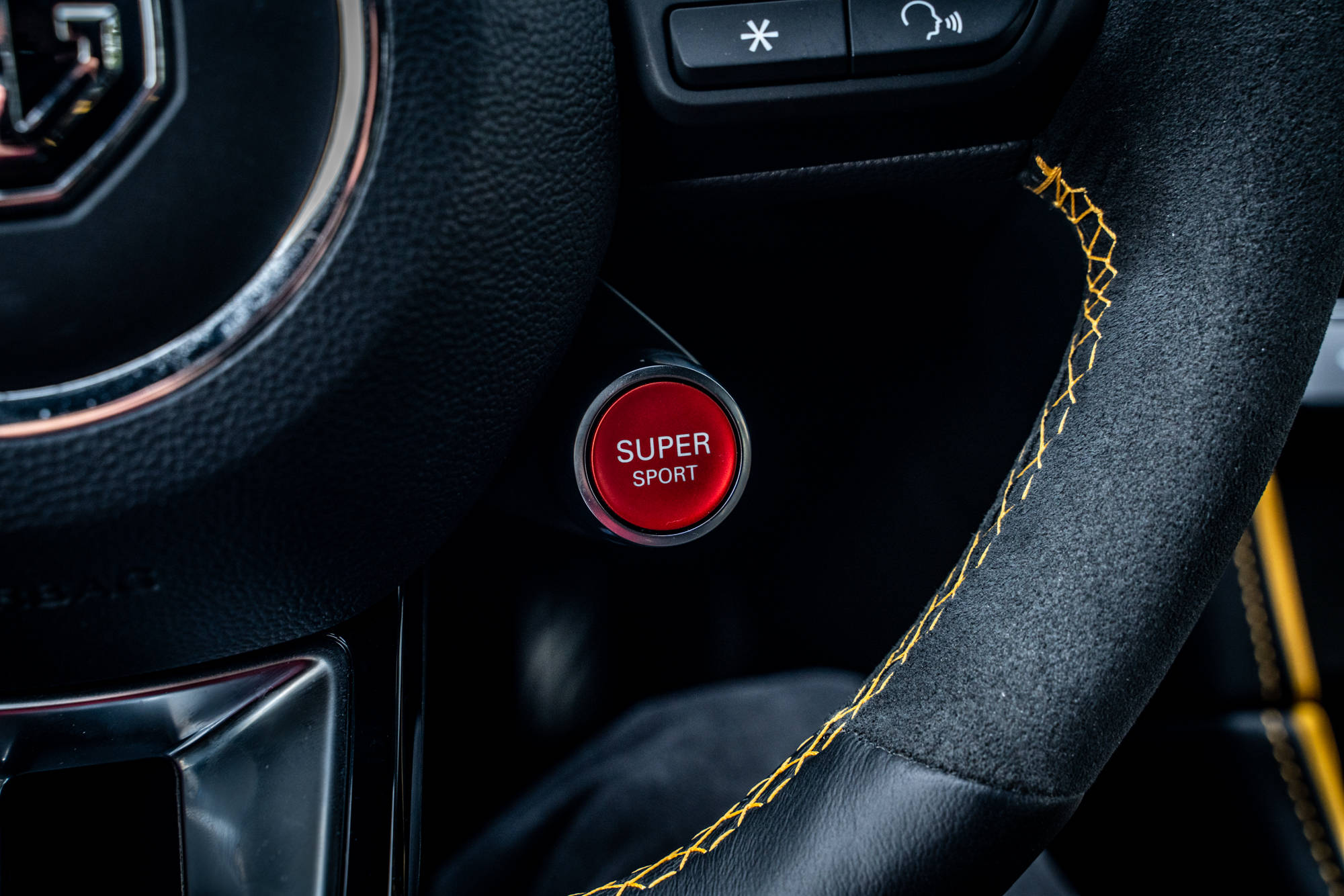 弹车测评：名爵MG6 Pro，有真声浪的鬼火少年能做到表里如一吗？_搜狐汽车_搜狐网