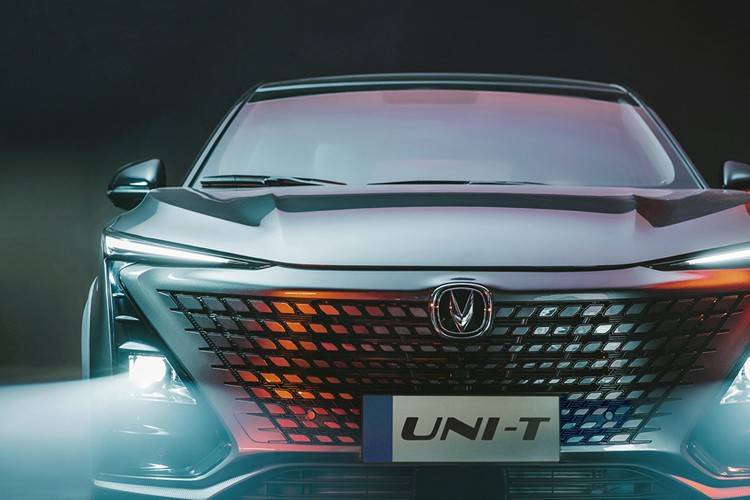 从李鬼，到李逵！长安在UNI-T机舱里“塞入”2.0T+8AT_搜狐汽车_搜狐网