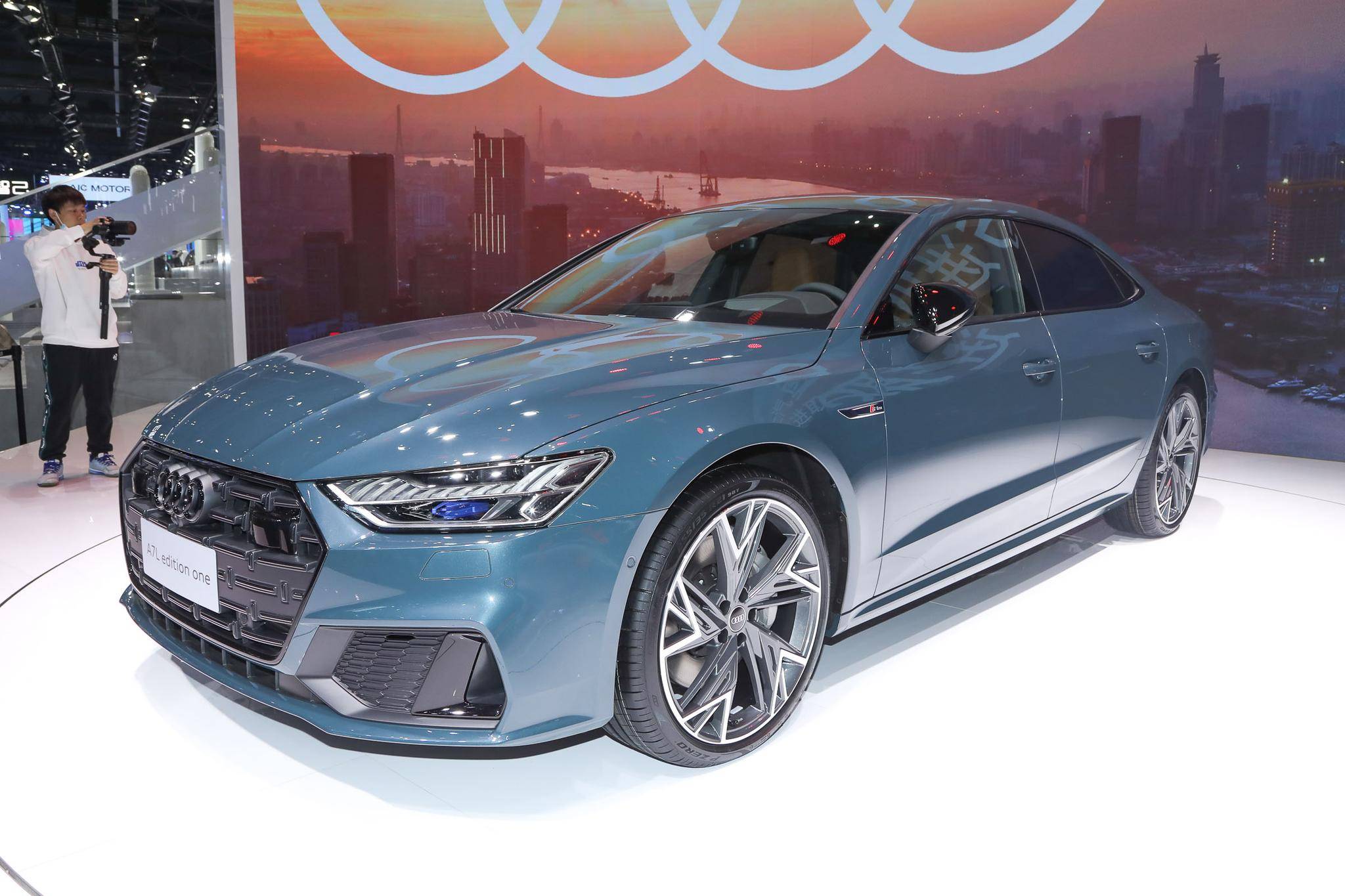 45.97万元起 2.0T版奥迪A7L上市 3月份交付_搜狐汽车_搜狐网