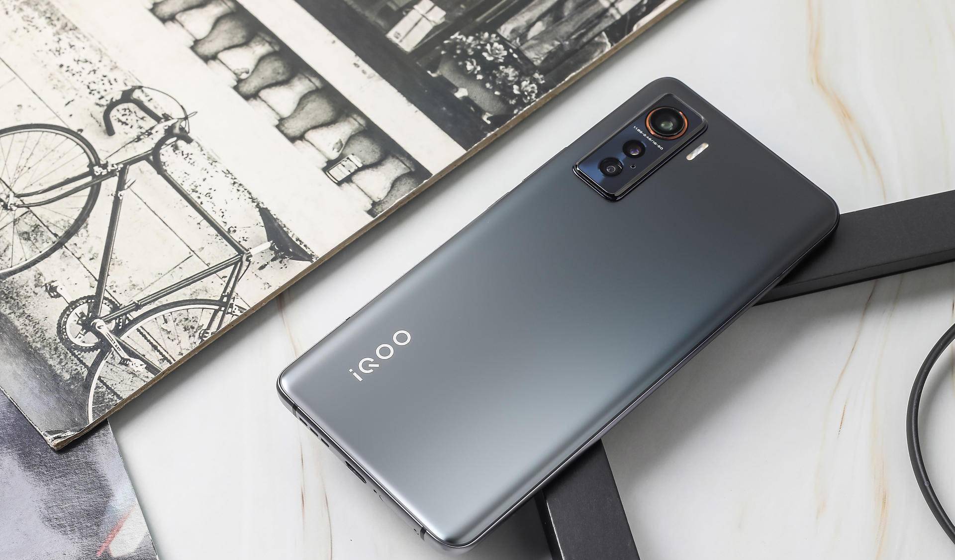 iQOO 5综合评测出炉：这几点表现都很亮眼_性能_运行_Neo
