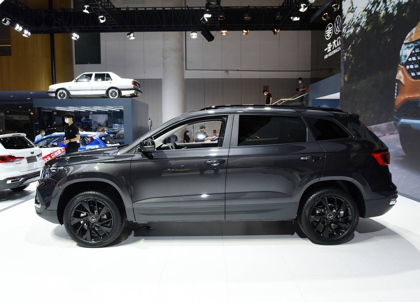 不给国产SUV留活路！搭载1.4T大众EA211引擎+爱信6AT，10.78万起_搜狐汽车_搜狐网